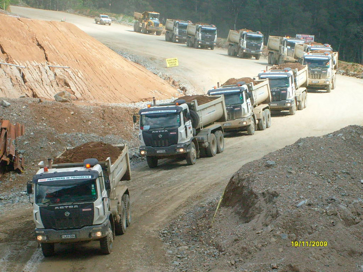 Gallery - Astra Veicoli Industriali S.p.A. - www.astra-trucks.com