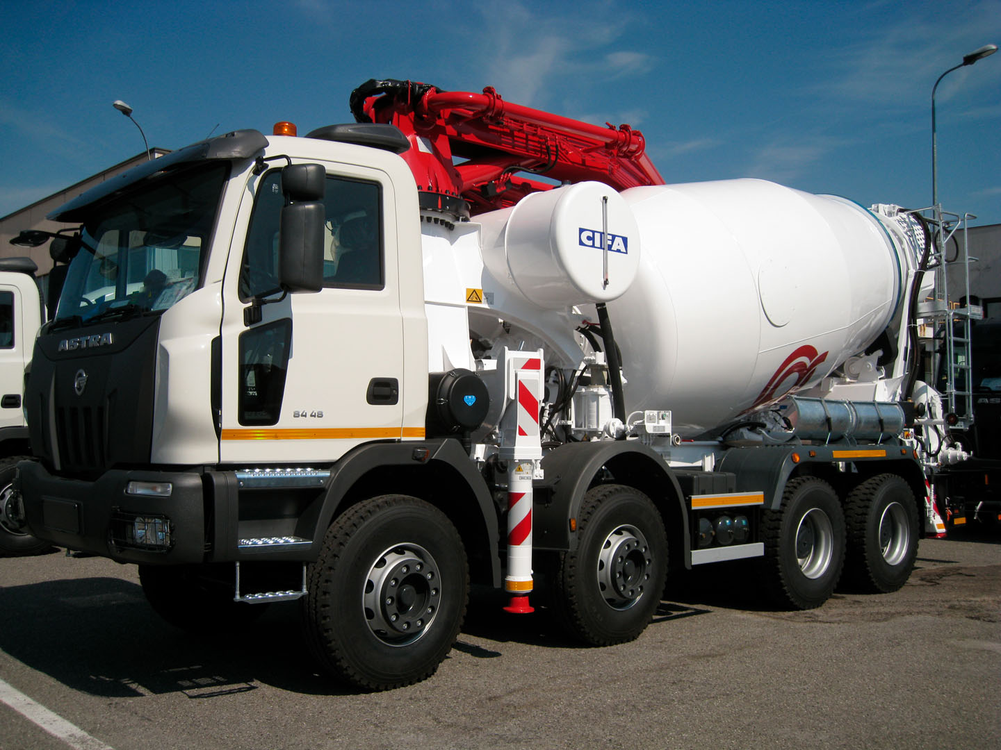 Galerie d'images - Astra Veicoli Industriali S.p.A. - www.astra-trucks.com